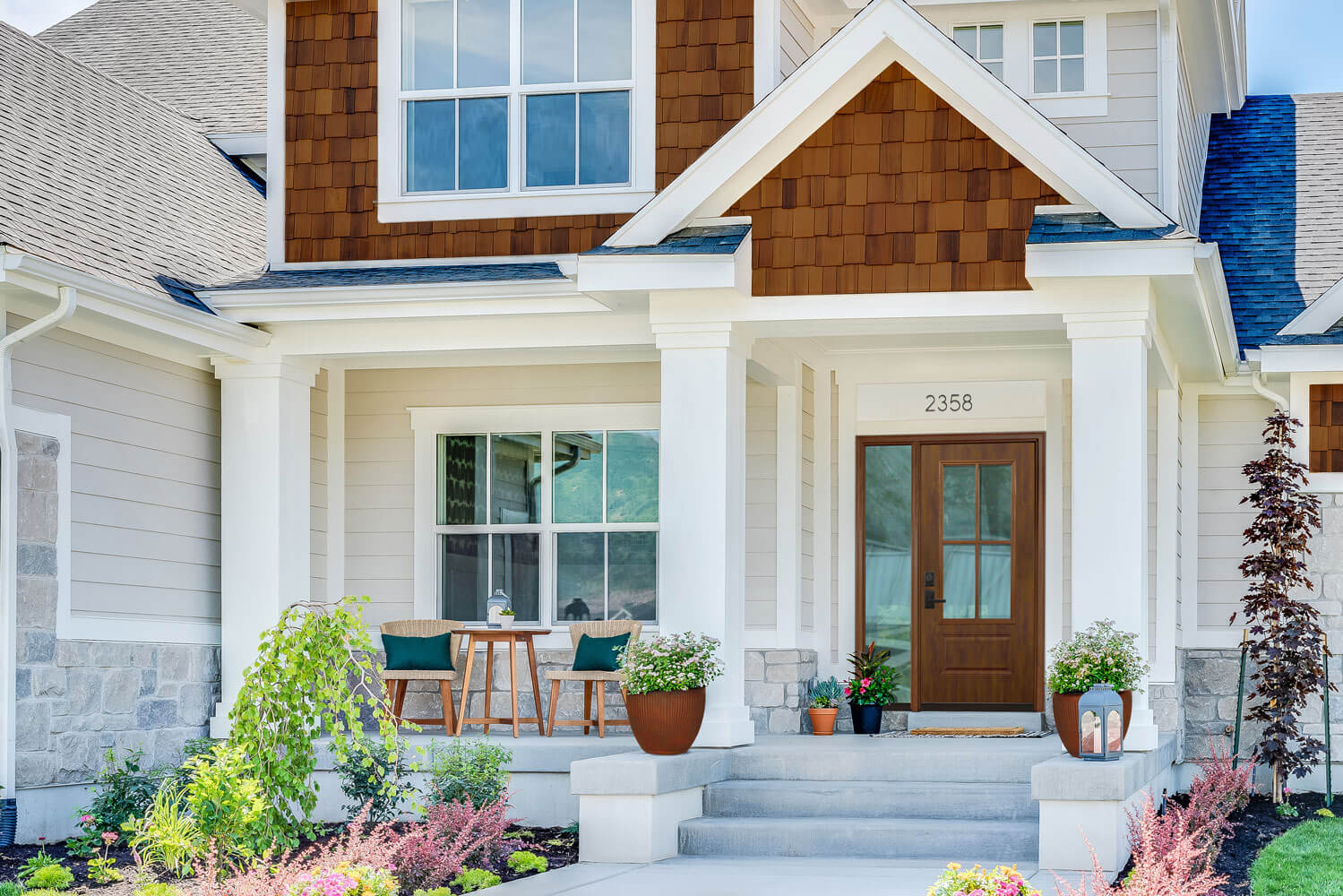 Photo Gallery | MASTERCRAFT Doors